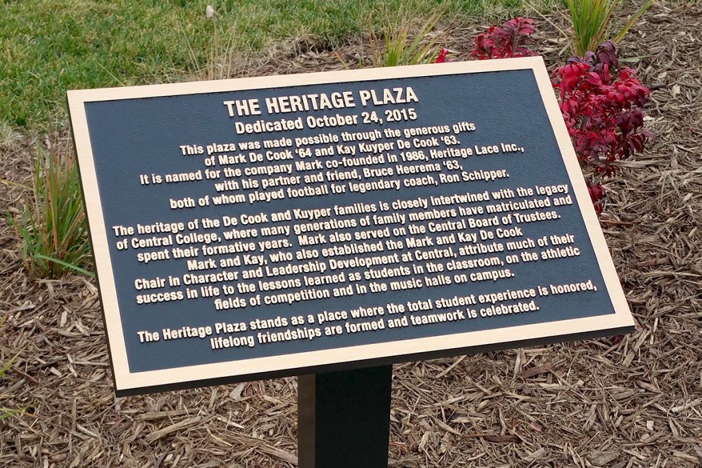 Plaque Display Stakes | Pella Engraving & Sign Company